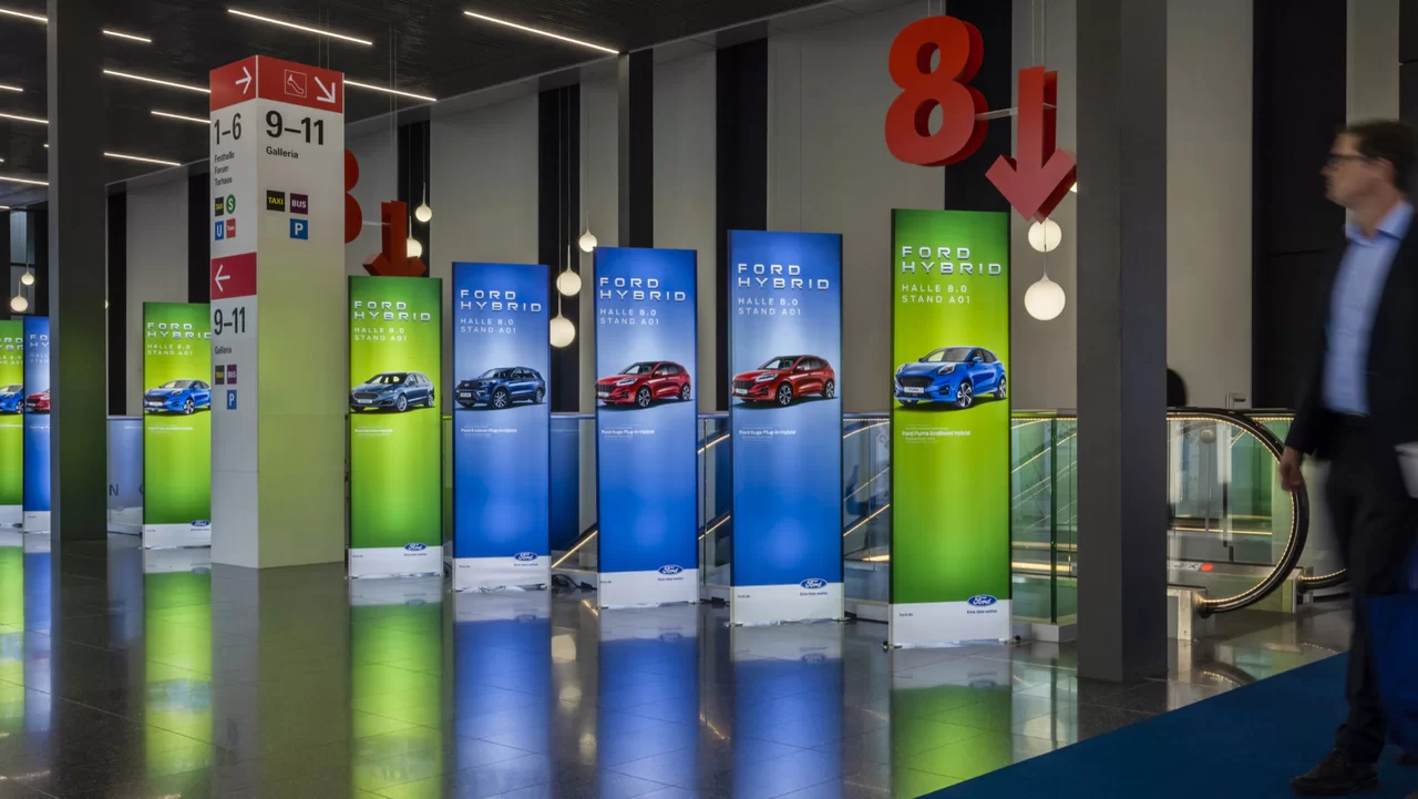 Marketing services: effective advertising with masses of reach